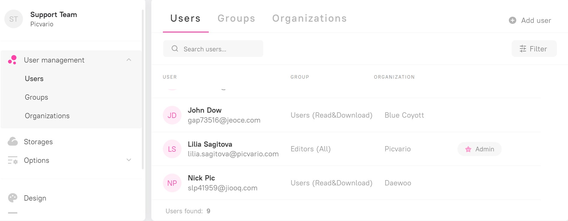 Managing users | Picvario